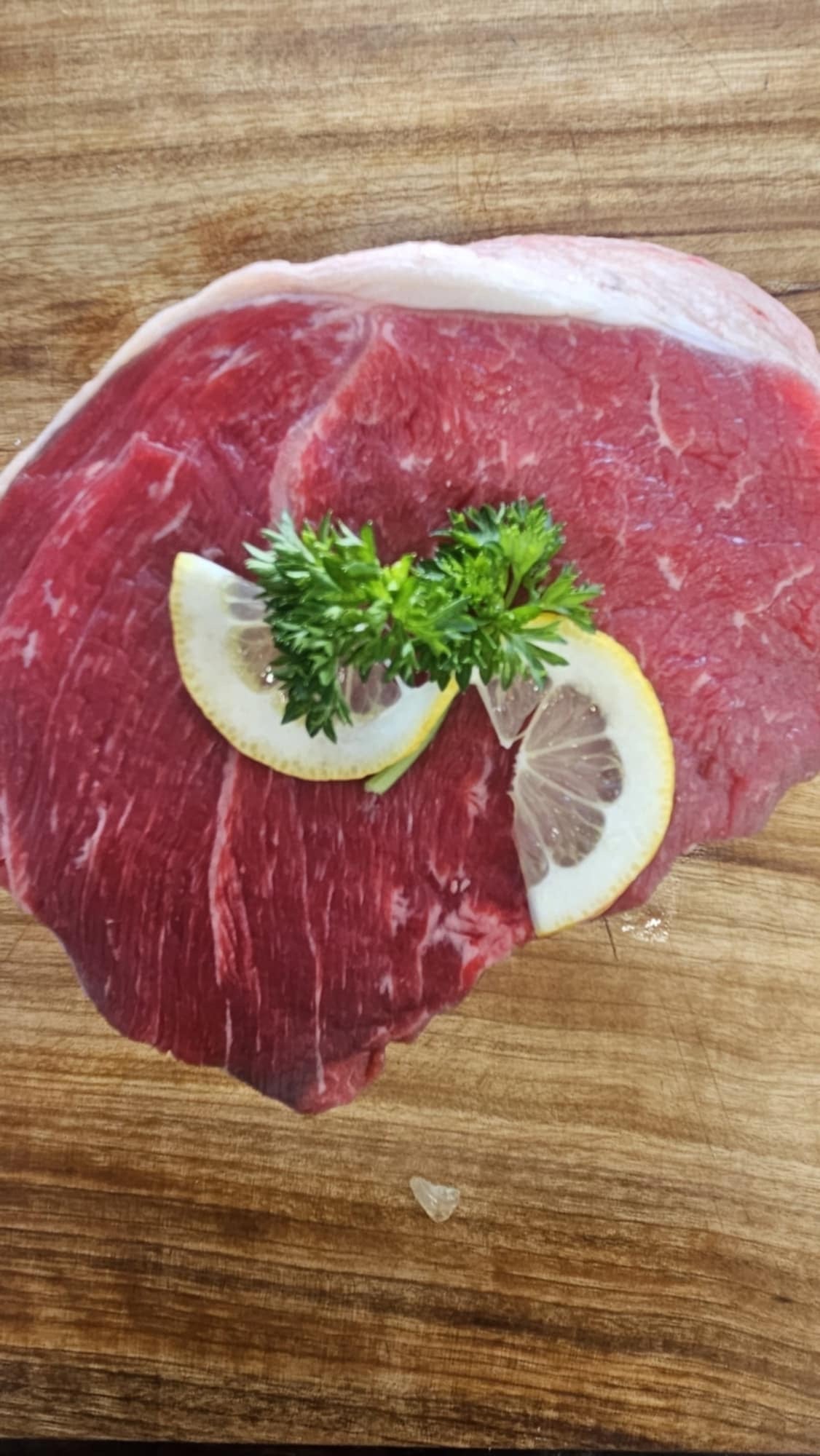 BEEF Blade Roast - 1kg